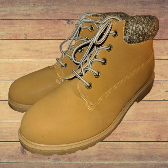 just be | Shoes | Just Be Ankle Boots Size Womens | Poshmark
